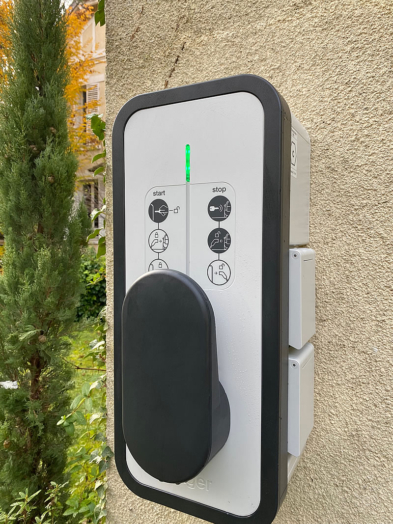 Bornes de recharge pour véhicules électriques IRVE | Pass-Elec